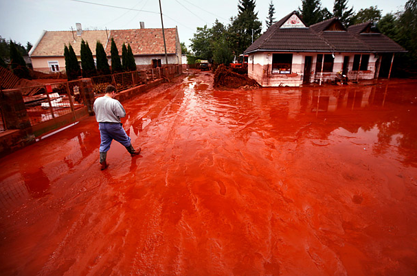 Photos: Hungary's Toxic Sludge | TIME.com