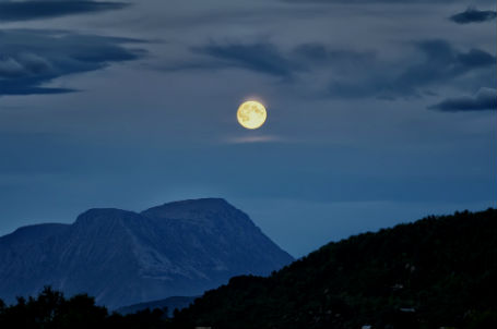 Scientists Back Up Mary Shelley’s ‘Frankenstein Moon’ Claim | TIME.com