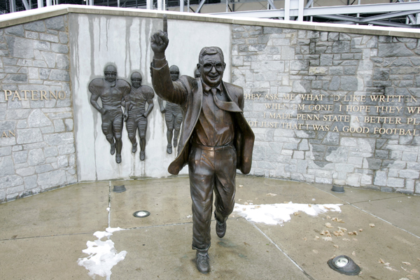 Statues (and Wins) | Joe Paterno’s Penn State Exit: Six Ways He ...