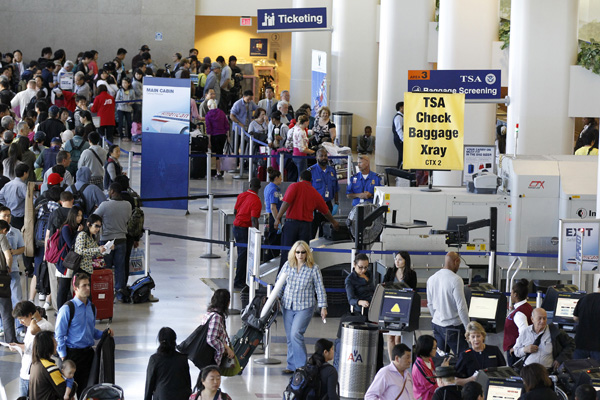 TSA Agent Reportedly Spills Ashes of Traveler's Grandfather, Laughs ...