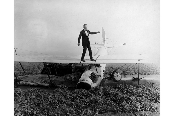 Ormer Locklear | Felix Baumgartner's 23-Mile Space Jump and Other Death ...