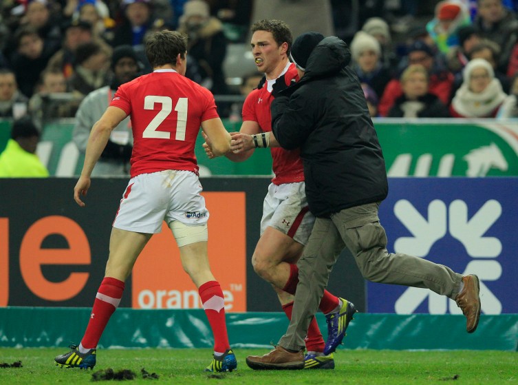 WATCH: Rugby Star’s Dad Invades Field to Congratulate Son | TIME.com