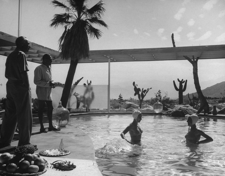 The Beatles, Robert Kennedy, Sophia Loren and Others in Swimming Pools ...