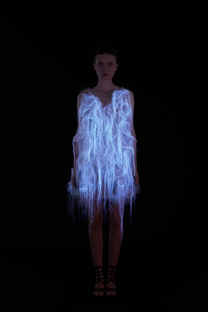 High Fashion Eyes Hi-Tech: Dresses That Know You’re Looking | TIME.com