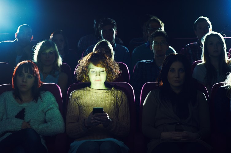 Movie Blogger Dials 911 Over Cell Phone Use in Theater | TIME.com