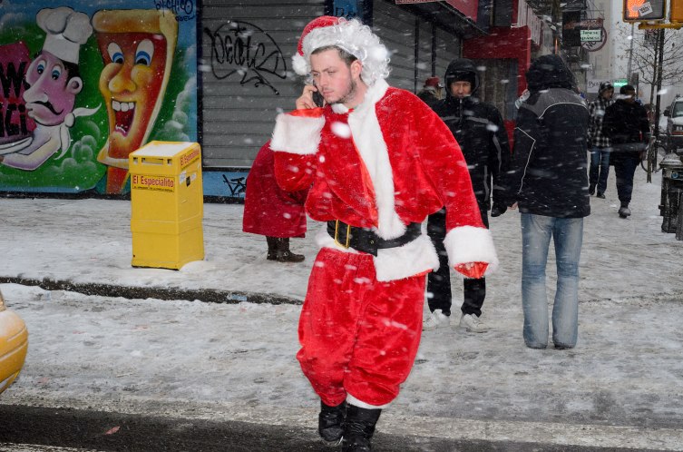 SantaCon 2013: Santas Storm Manhattan Streets, Drinking and Fighting ...